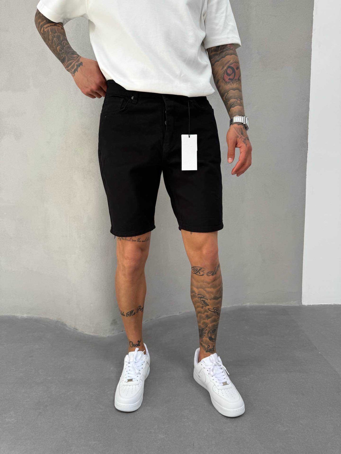 PLAIN BLACK PREMIUM SHORT – mk.ae